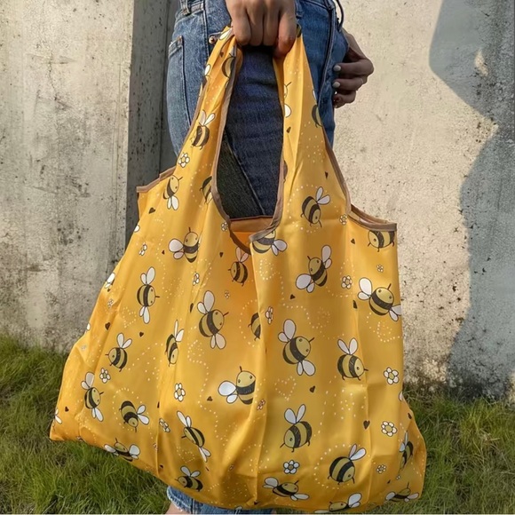 Bags | Yellow With Bees Print Large Capacity Reusable Tote | Poshmark